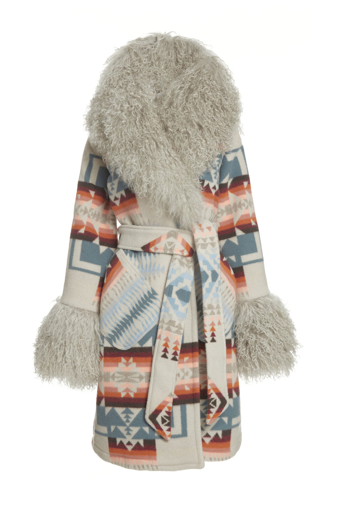 Chief Joseph Smoking Robe – Lindsey Thornburg